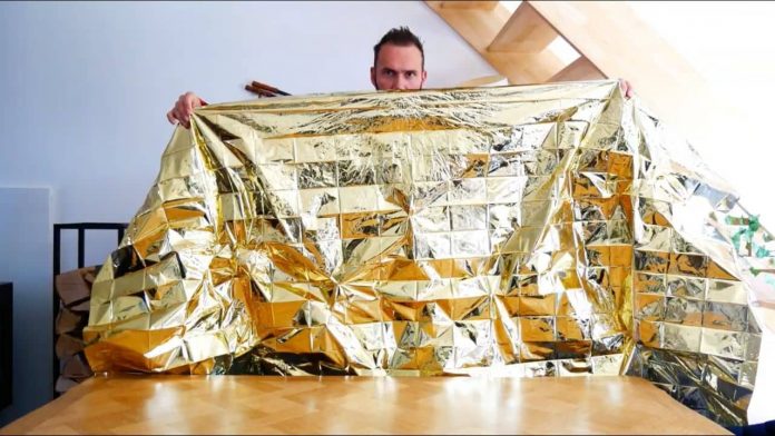 Comment utiliser une couverture de de survie